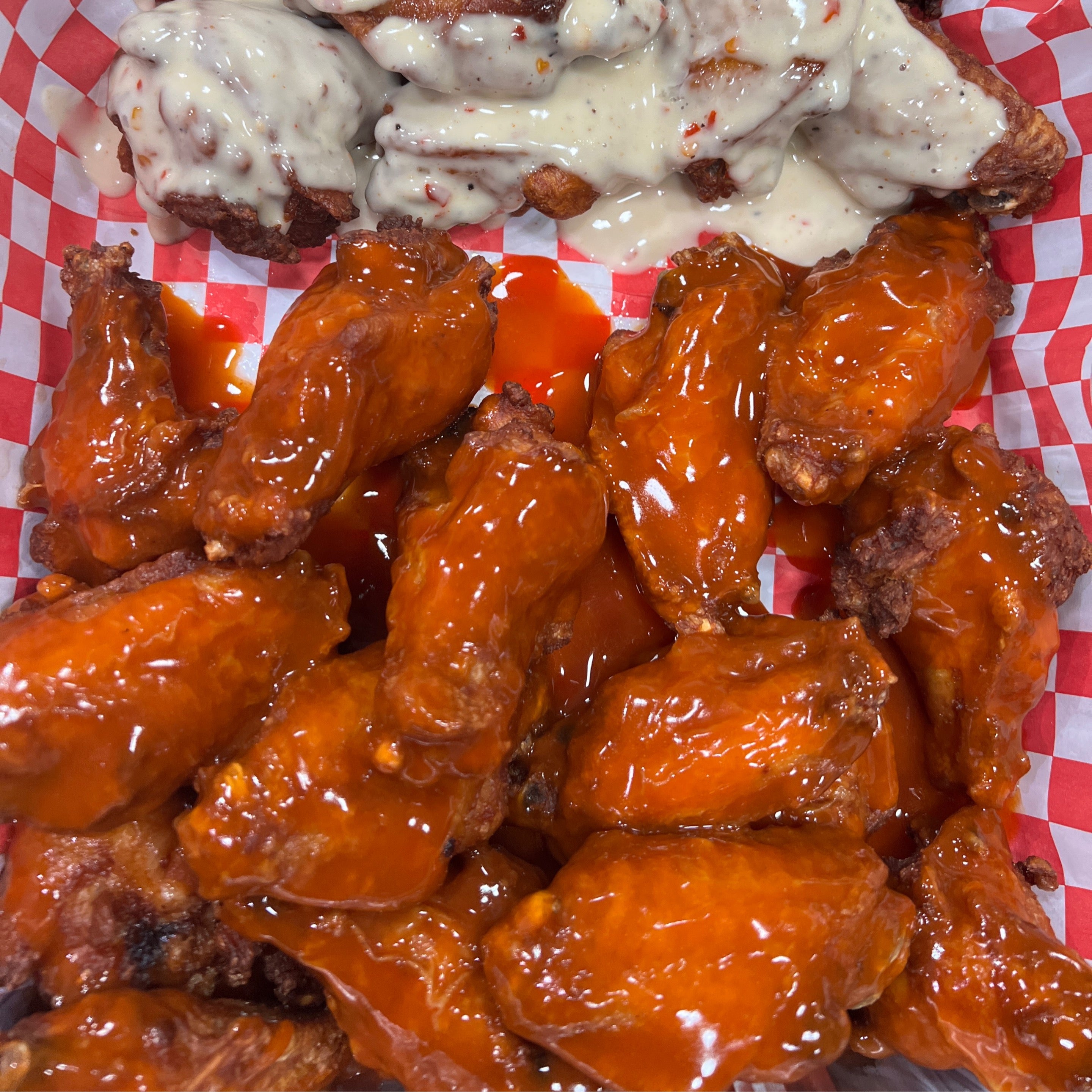 100pc Traditional Wings "Bone In" W/Half Pan Fries | Louie legends